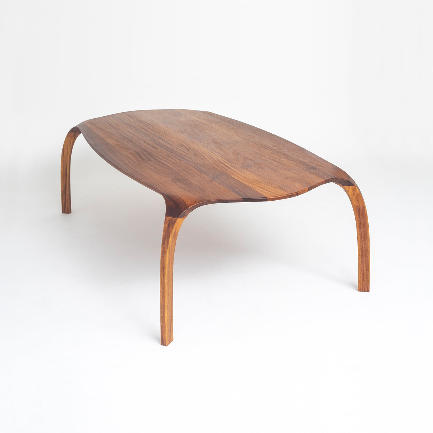 Kaona Dining Table – nama-d Studio